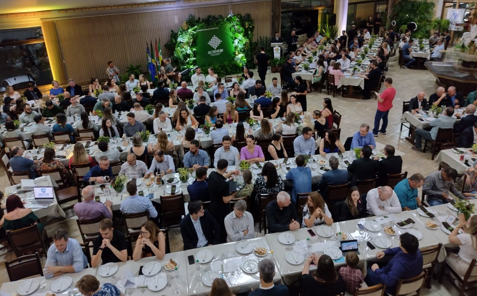 Acirne empossa nova diretoria em solenidade - Perfil Multi