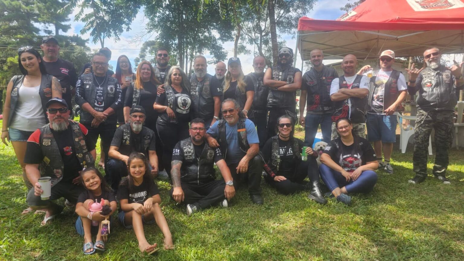 Indian Knights MC é o primeiro grupo a chegar para a 23ª festa do 100 ...